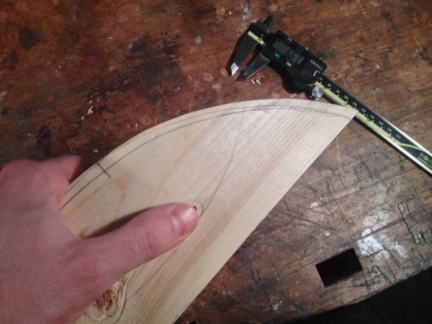 Repairing Rib Cracks Parallel to Rib Grain – Triangle Strings