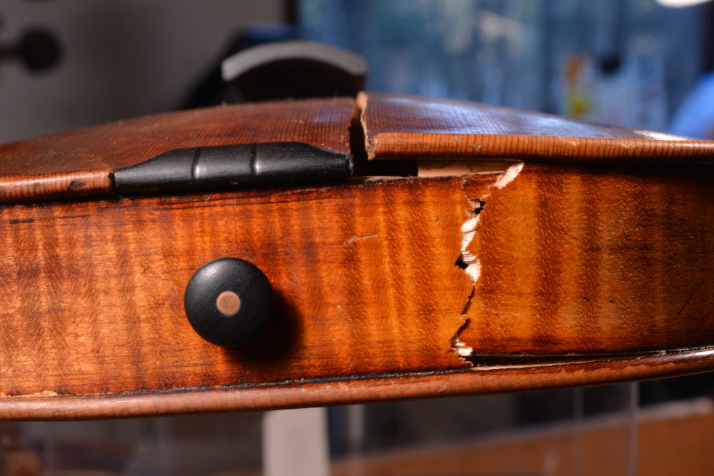Repairing Rib Cracks Perpendicular to the Grain – Triangle Strings